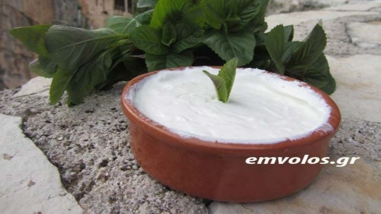 Φτιάξτε γιαούρτι ποιμενικό της Ιεράς Μονής Κηπίνας – Το νοστιμότερο ...