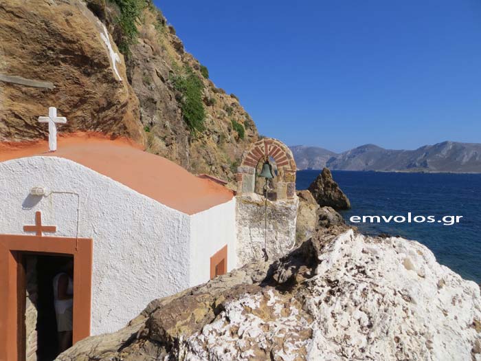 Σταφιδόψωμο - Το ψωμάκι της νηστείας – Μια νόστιμη αρωματική γευστική ...