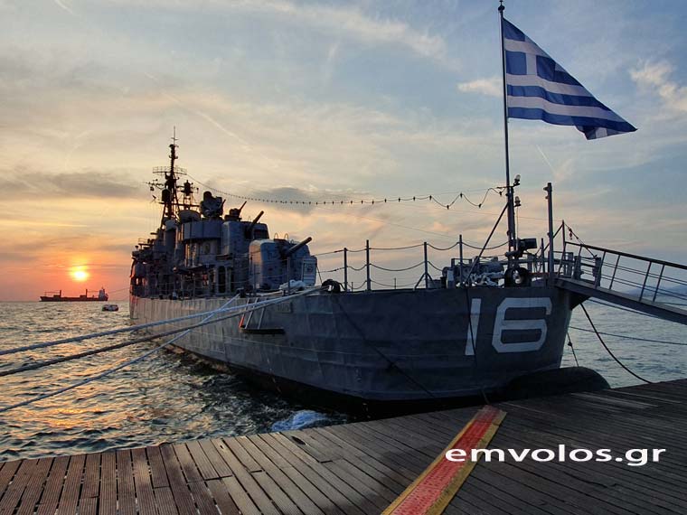 ΕΙΔΗΣΕΙΣ ΣΕ ΒΙΝΤΕΟ: Θεσσαλονίκη: Στη Νέα Παραλία "έδεσε" το ιστορικό ...