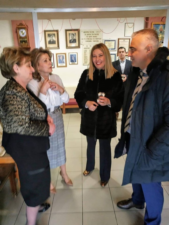 Βέροια: Ο Λάζαρος Τσαβδαρίδης στο Γηροκομείο και στη Θρακική Εστία της ...