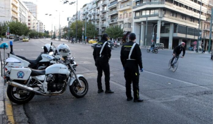 Σε γενικό lockdown όλη η επικράτεια - Τι ισχύει σε όλη την Ελλάδα | Έμβολος