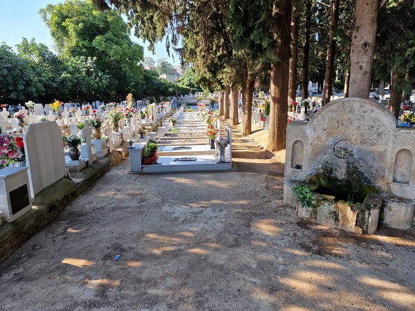 Αποκατάσταση ζημιών λόγω βροχοπτώσεων στα κοιμητήρια της Νάουσας | Έμβολος