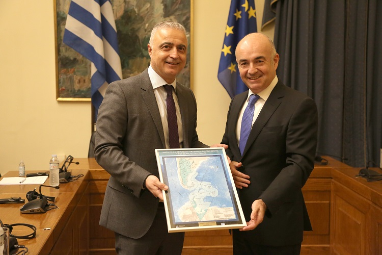 Συνάντηση του κ. Λάζαρου Τσαβδαρίδη με τον Πρέσβη της Αργεντινής στην ...