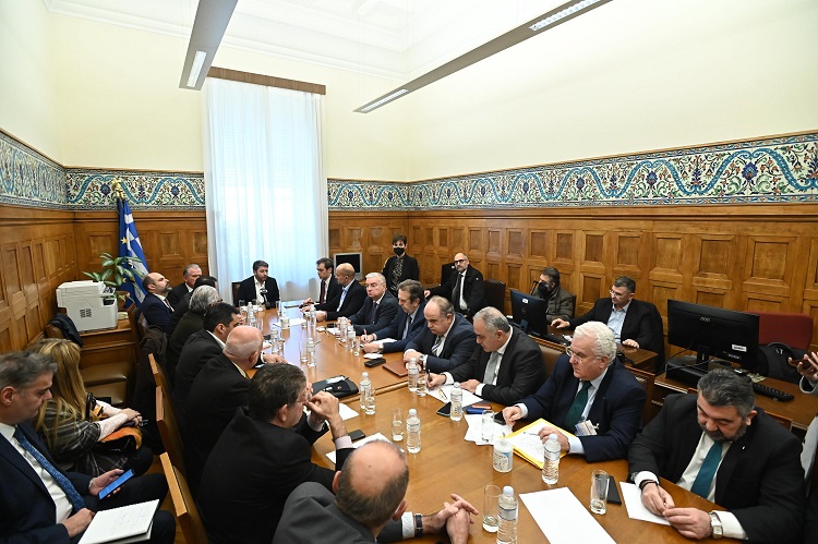 Νίκος Ανδρουλάκης: Φέρνουμε τροπολογία για τις αυξημένες ασφαλιστικές ...