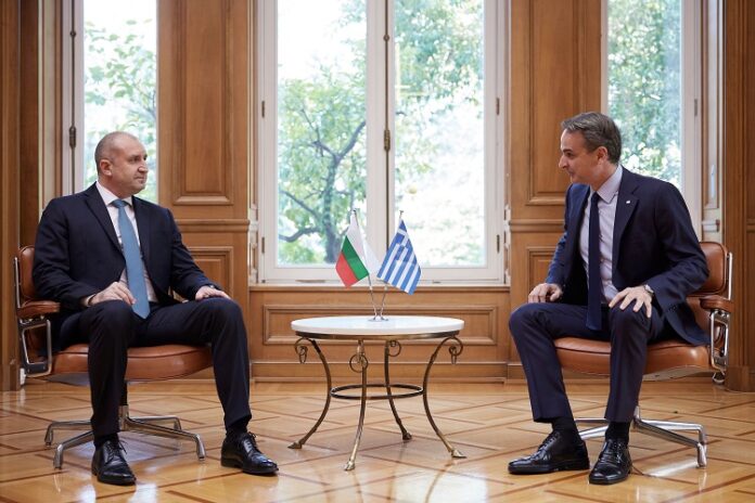 Συνάντηση του Πρωθυπουργού Κυριάκου Μητσοτάκη με τον Πρόεδρο της ...