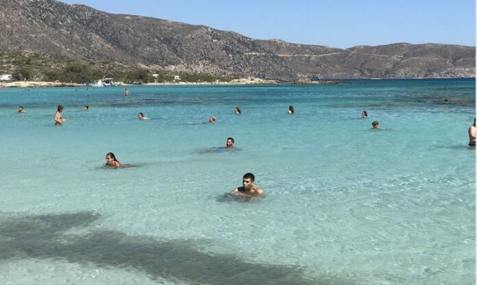 Η Ελαφόνησος κερδίζει συνεχώς τους λάτρεις της φύσης | Έμβολος