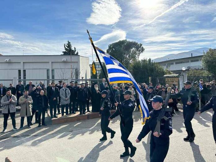 Απ. Βεσυρόπουλος: "Η σημερινή ορκωμοσία των 294 αστυφυλάκων στη Σχολή ...