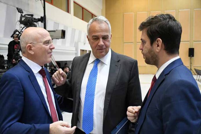 Μ. ΒΟΡΙΔΗΣ: Υποχρεωτική πλέον η ασφάλιση των επιχειρήσεων για τις ...