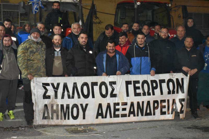 Αλεξάνδρεια : Ο πρόεδρος των Αγροτών Γιώργος Διαμαντόπουλος μας μιλά ...