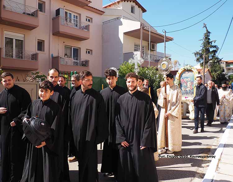 Σπύρος Θεοδ. Κουτσοχρήστος: Ο Μητροπολίτης Μεσογαίας κ. Νικόλαος στον ...