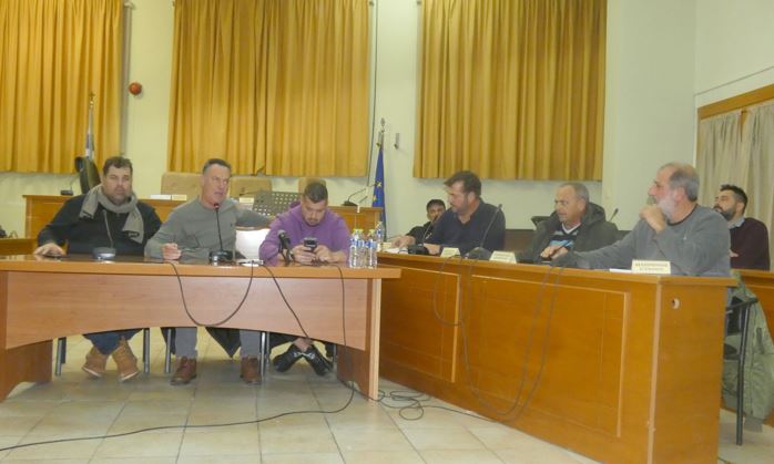 Αλεξάνδρεια: Γέμισε από αγρότες το Δημαρχείο στη Γενική Συνέλευση ...
